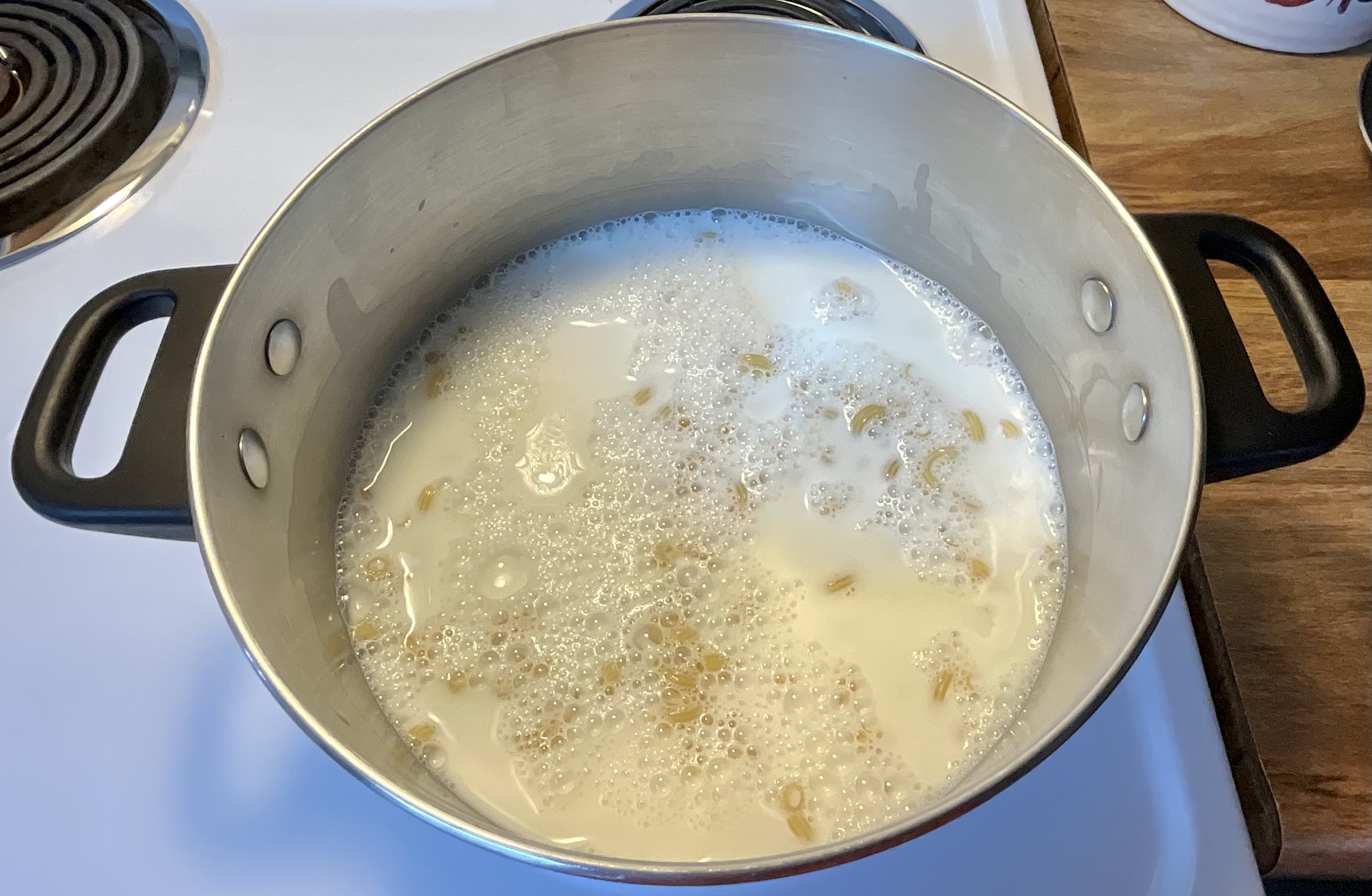 Stovetop Creamy Milk Macaroni Cheese